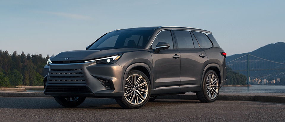 Discover Lexus Luxury Plug-in Hybrid Vehicles | Lexus.com